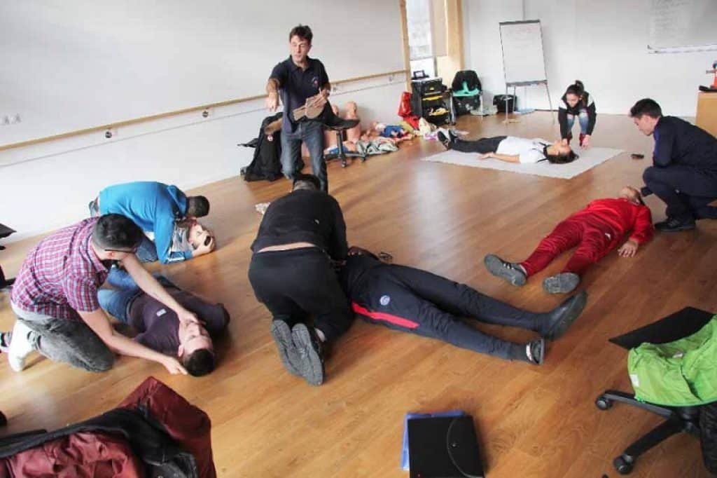 Ce qu’il faut savoir sur la formation SST - Facefull News Ce qu’il faut savoir sur la formation SST - Facefull News